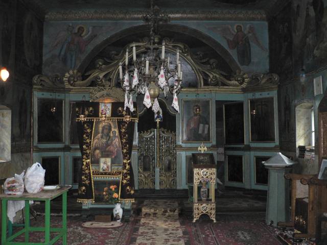 casa memorială Costache Negruzzi şi biserica familiei Negruzzi din ...